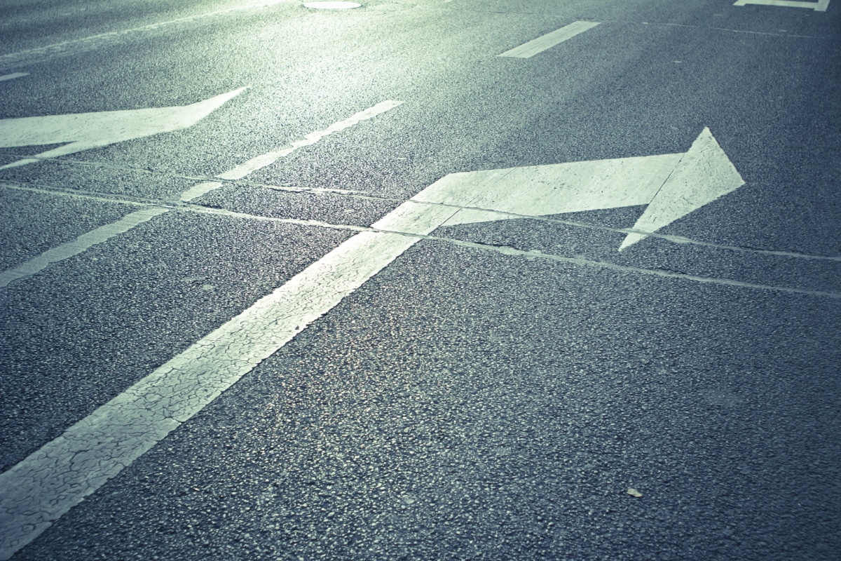 Mehrspuriges abbiegen: Wie gelingt dies möglichst sicher?